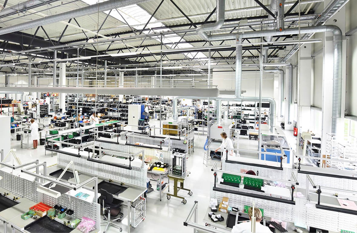 Arbeitsplatzsysteme | RECA Industrie